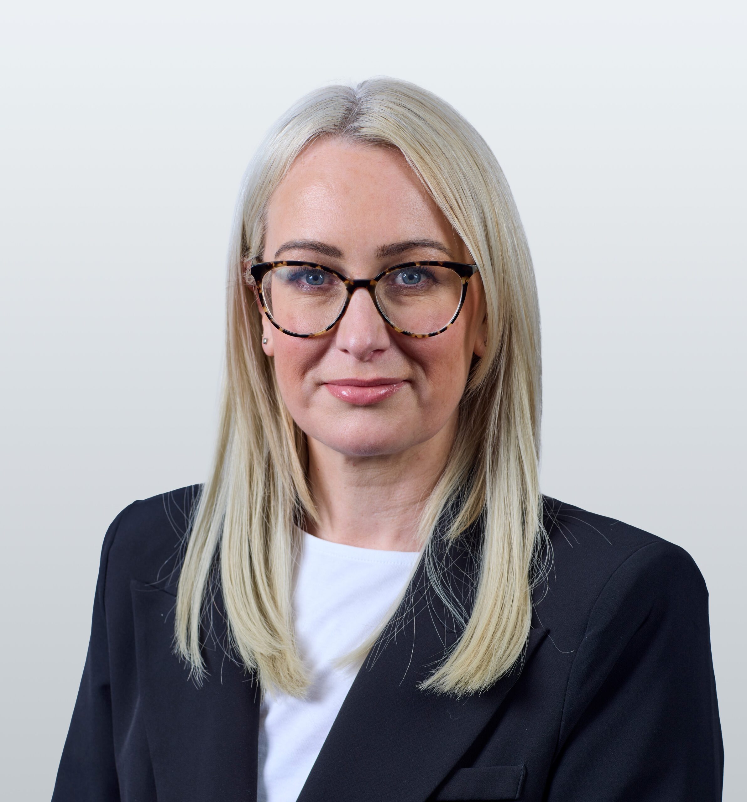 Joanne Oakes | Nine Chambers